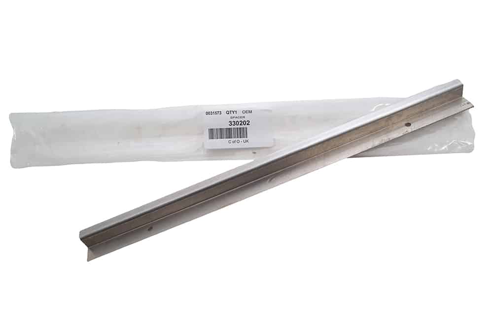 Spacer - 330202 - OEM - Vitesse Land Rover Parts Shop