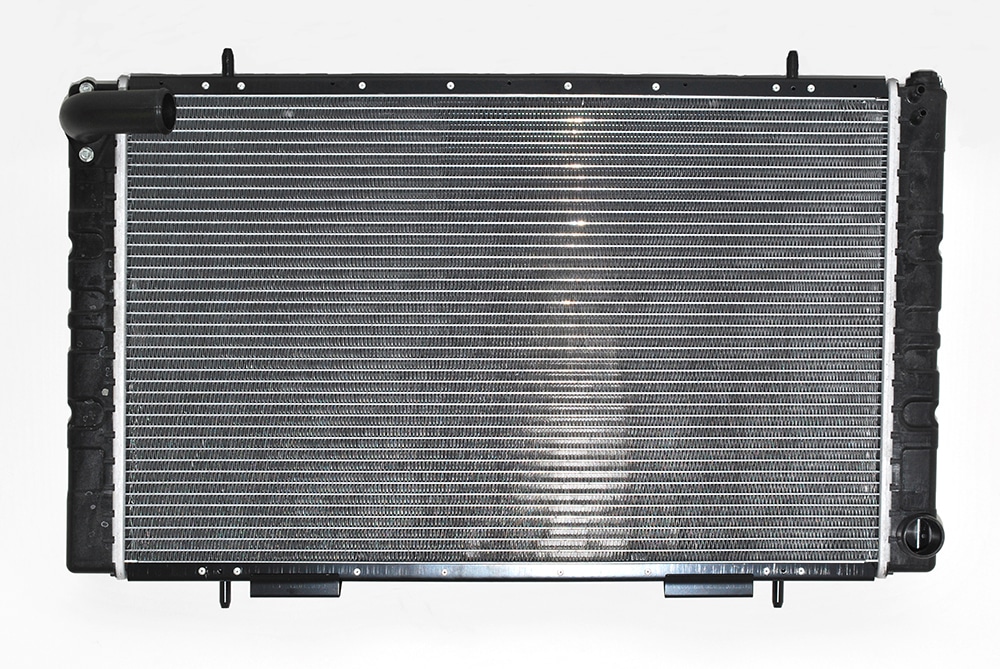 Radiator - ESR76 - BRITPART - Vitesse Land Rover Parts Shop