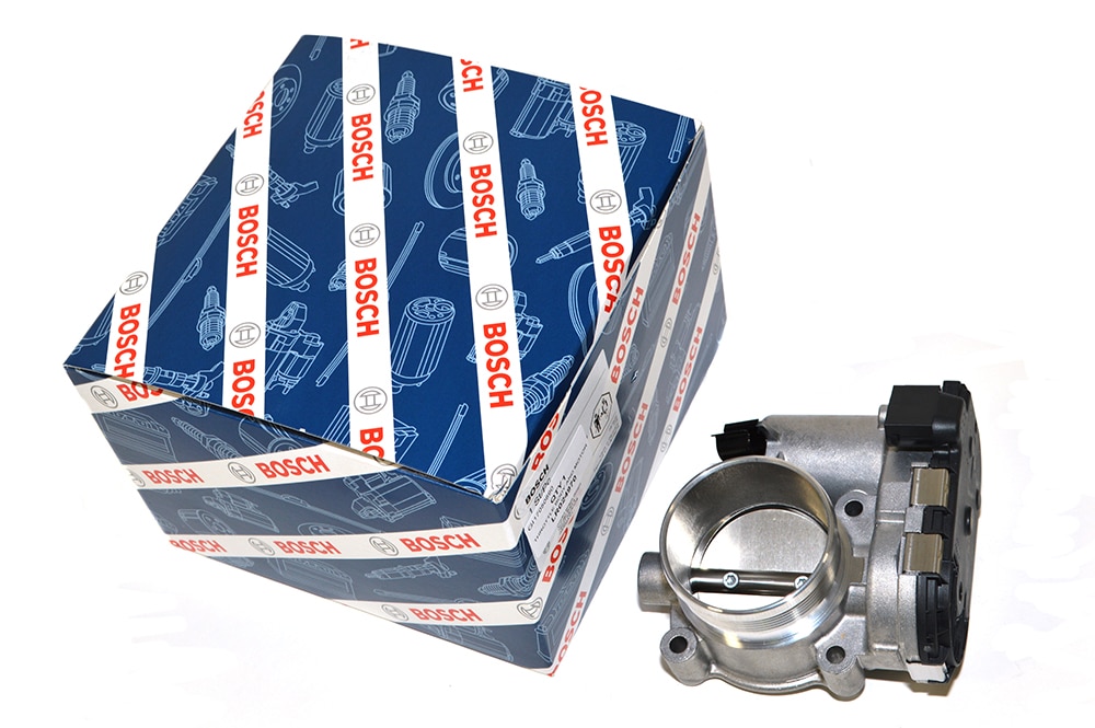 Throttle Body And Motor - LR024970 - BRITPART - Vitesse Land Rover ...