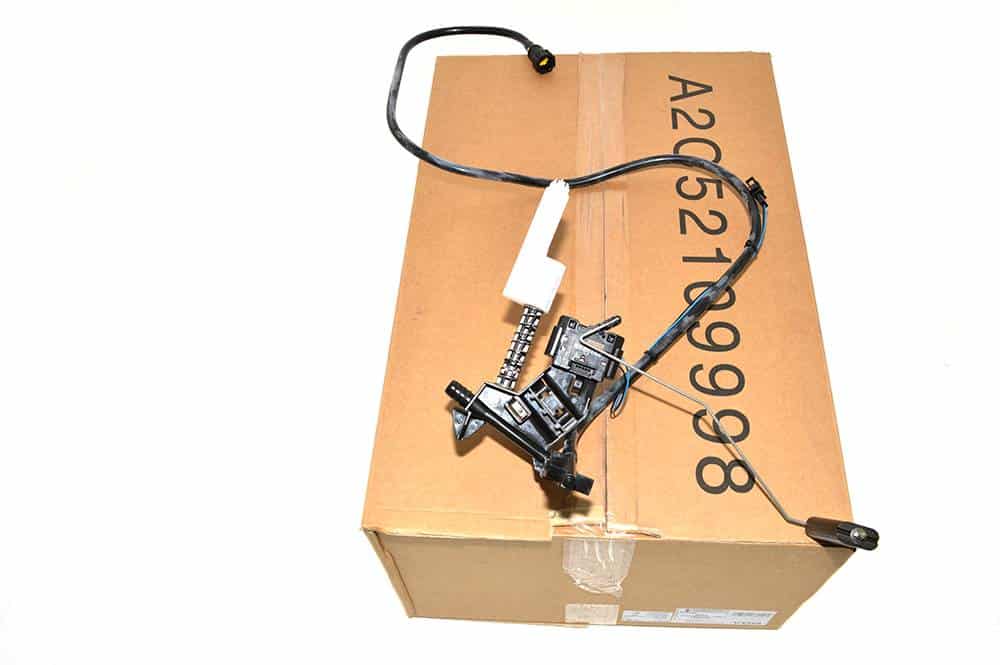 Sender-Fuel Tank - LR043157 - VDO - Vitesse Land Rover Parts Shop