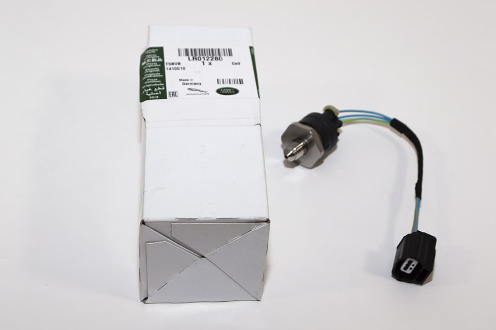 Sensor-Fuel Injector Pressure - LR012280LR - LAND ROVER - Vitesse Land ...