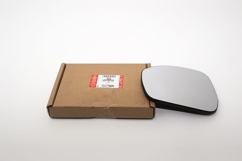 Glass - Rear View Outer Mirror - LR045153LR - LAND ROVER - Vitesse Land ...